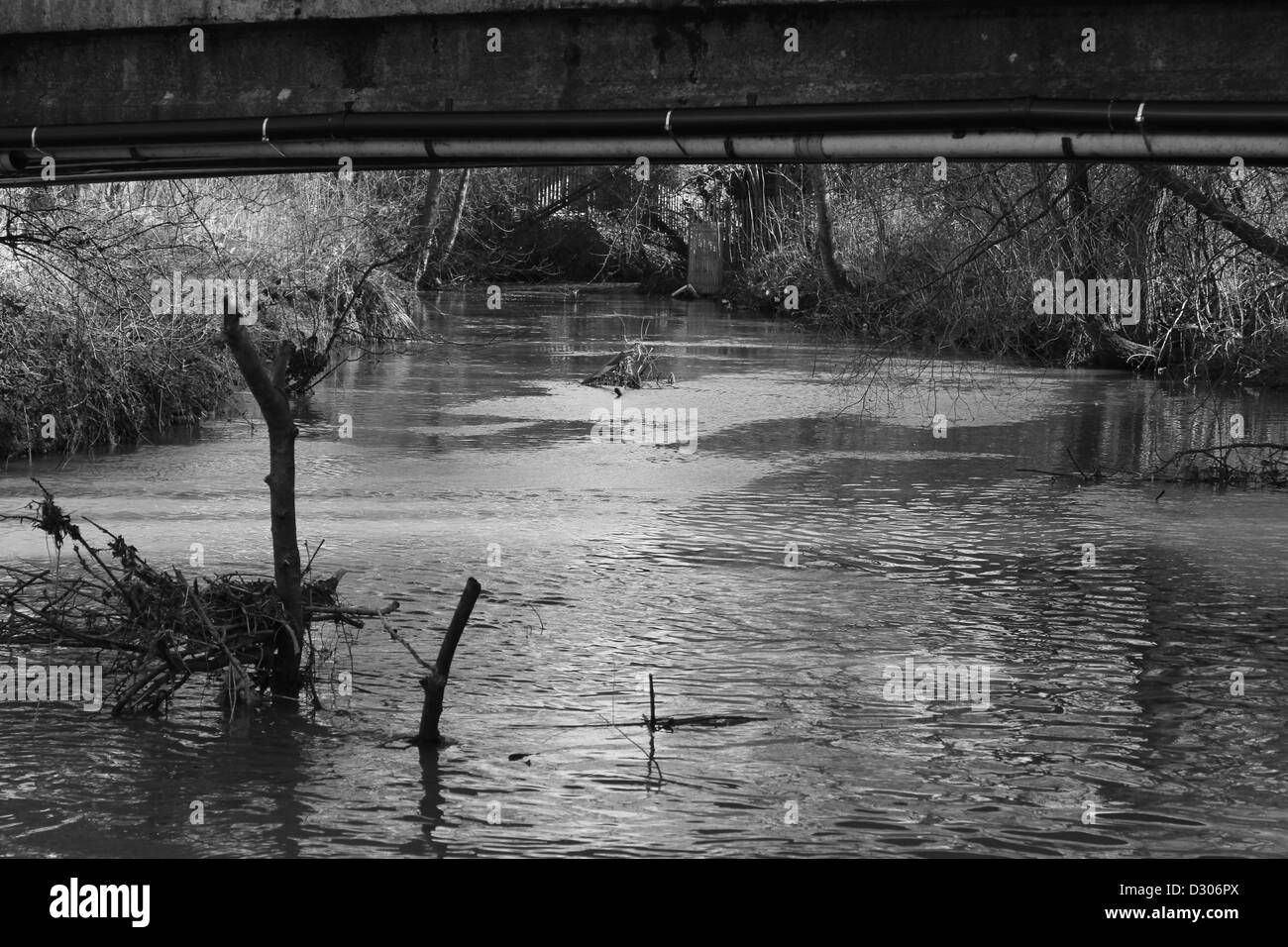 Bridge above a river hi-res stock photography and images - Alamy