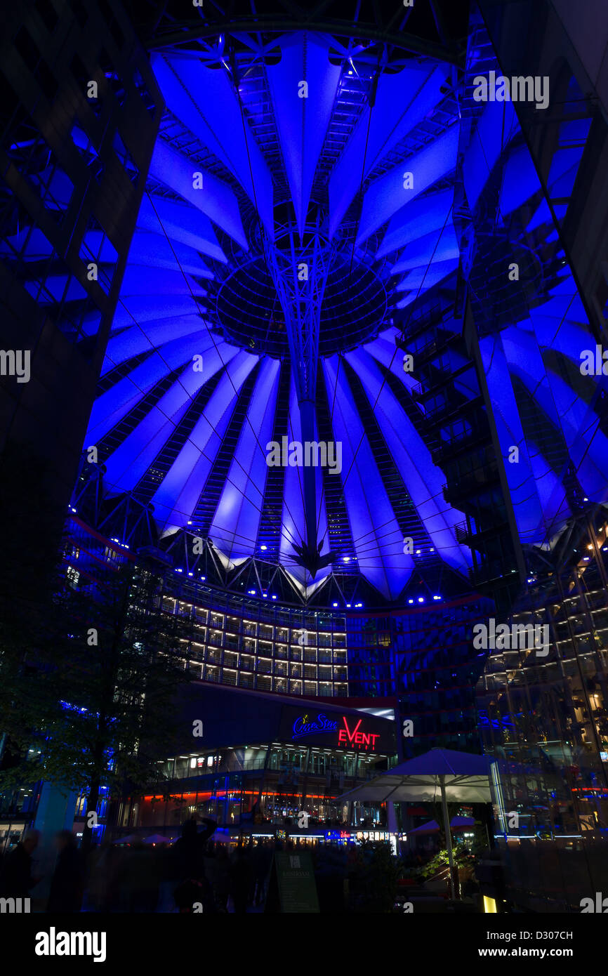 Sony entertainment centre hi-res stock photography and images - Alamy