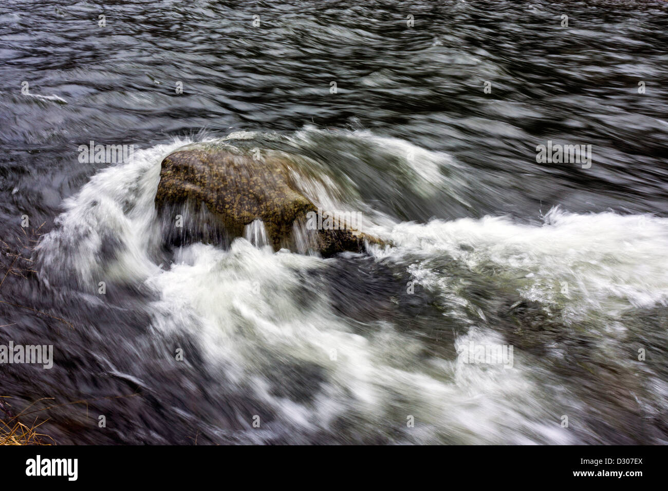 Waves washing hi-res stock photography and images - Alamy