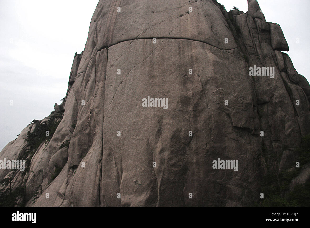 Rock face at Mt Huang China Stock Photo - Alamy