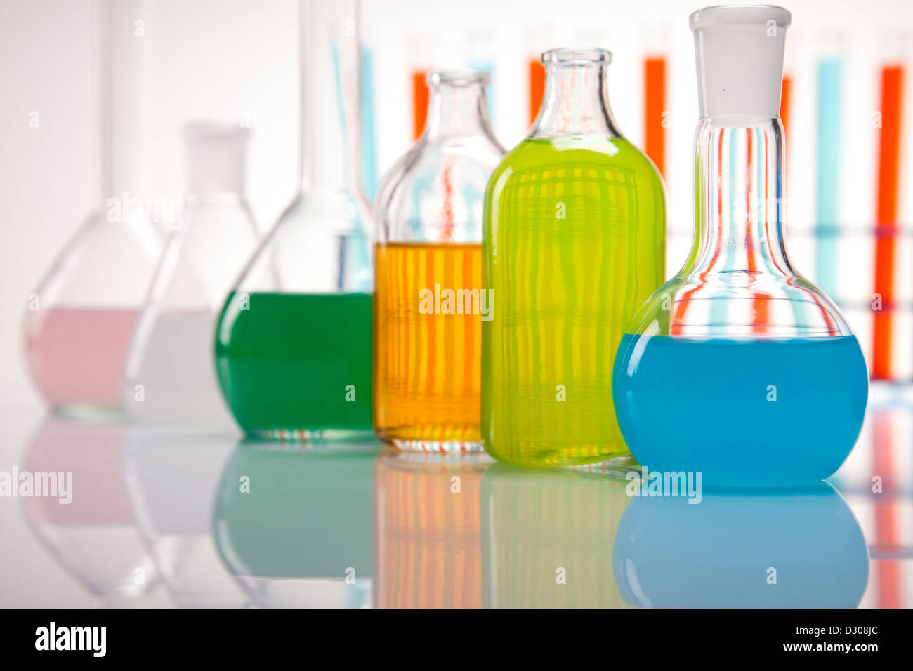 Chemical laboratory glassware equipment Stock Photo - Alamy