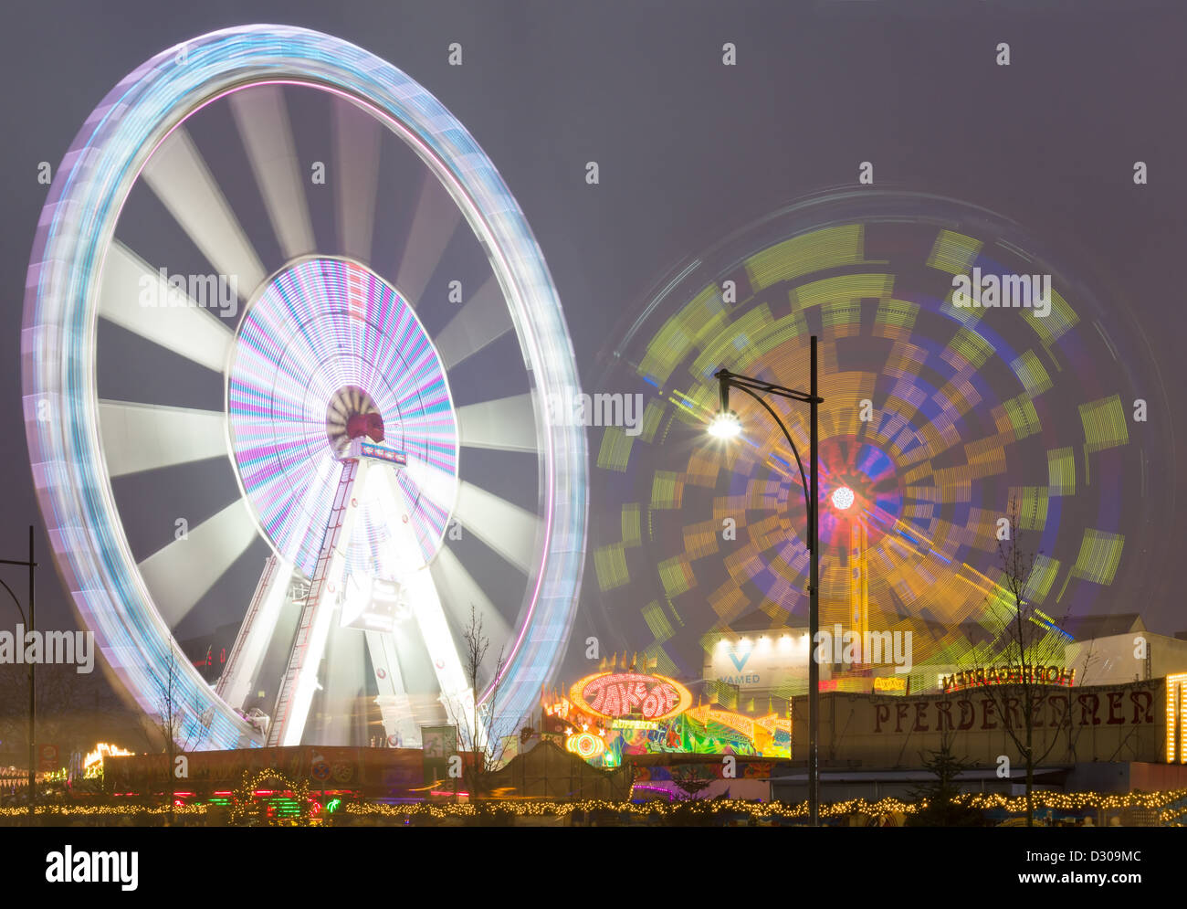 BERLIN - NOVEMBER 30: Ferris wheel. Christmas market at Alexanderplatz ...