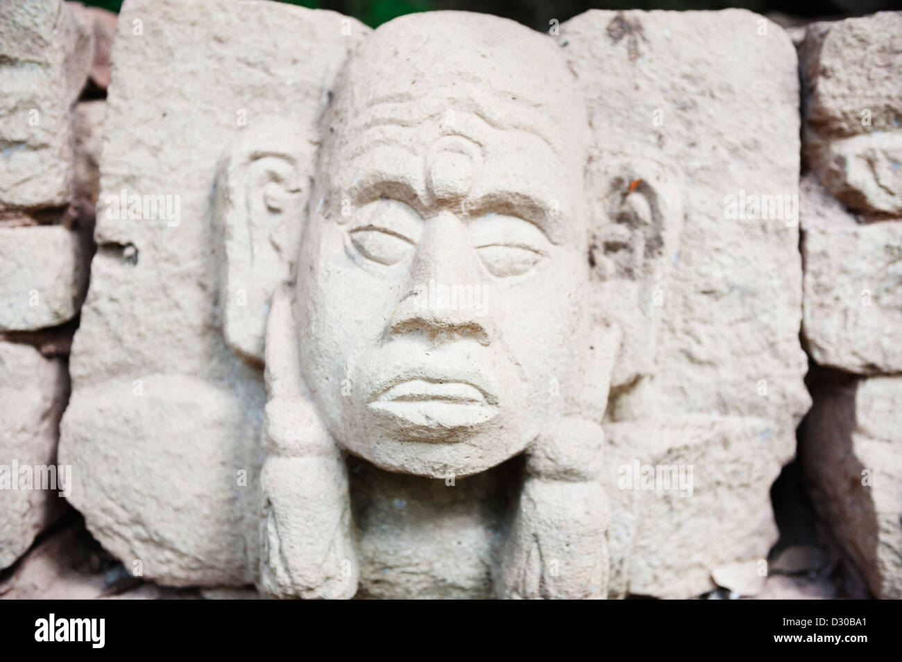 Honduras copan statue hi-res stock photography and images - Alamy