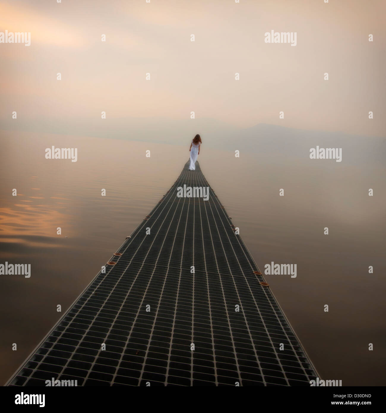 White dress by lake hi-res stock photography and images - Alamy