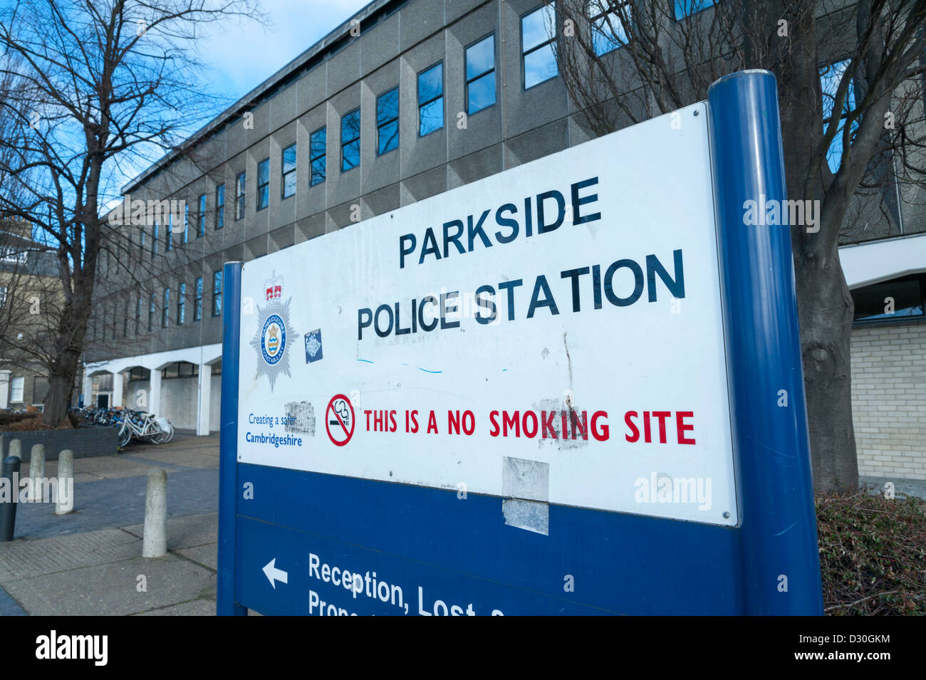 Parkside police station hi-res stock photography and images - Alamy