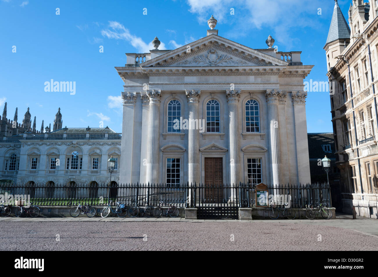 Graduation cambridge senate house hi-res stock photography and images ...