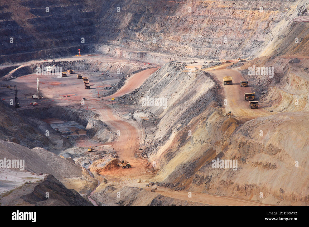 Quebec open pit mine hi-res stock photography and images - Alamy