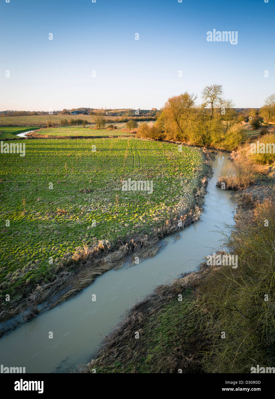 River meander uk hi-res stock photography and images - Alamy