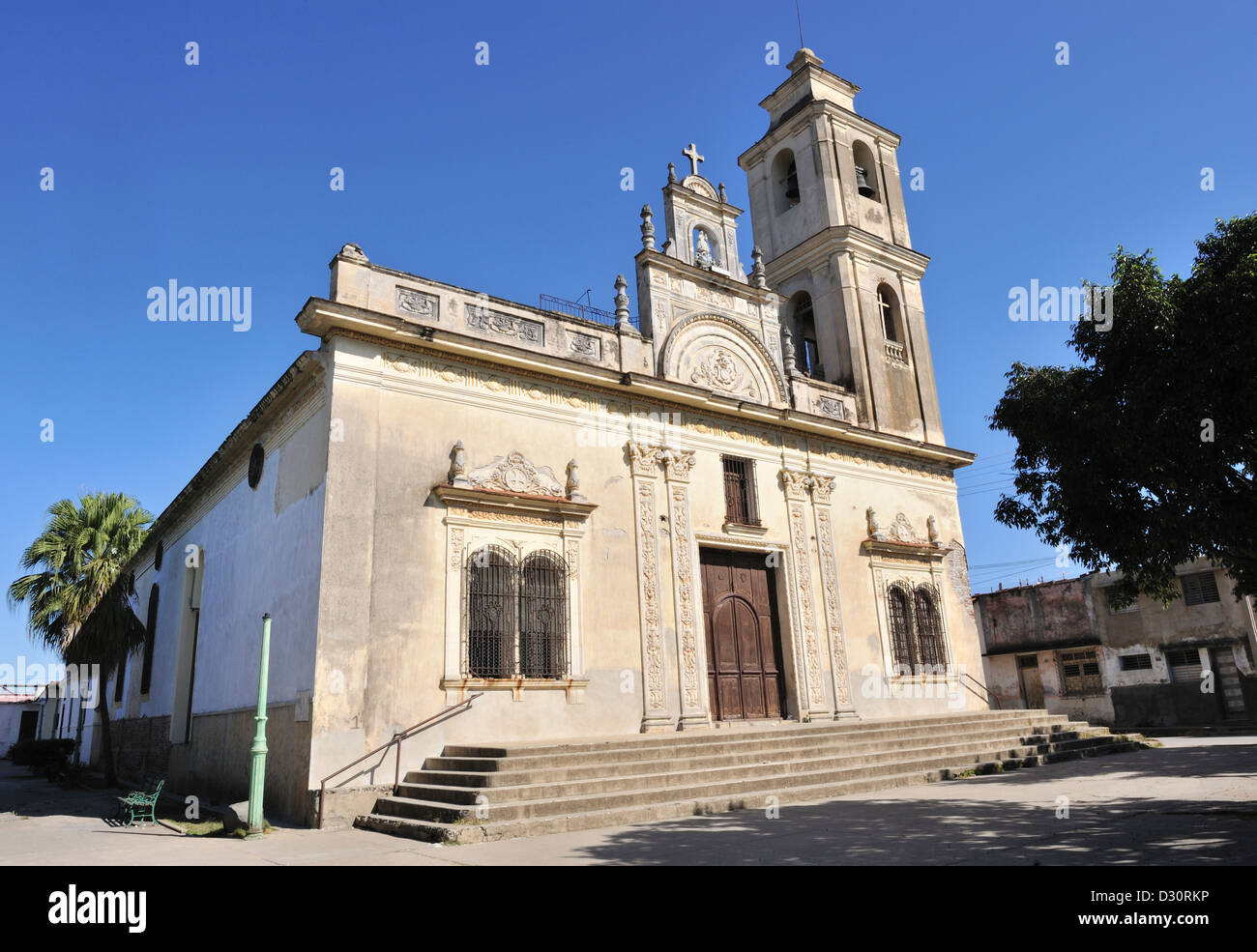 Cuban catholic buildings hi-res stock photography and images - Alamy