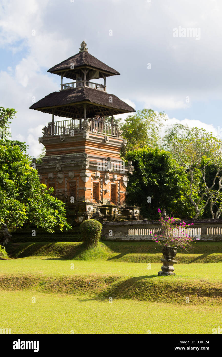 Royal temple hi-res stock photography and images - Alamy