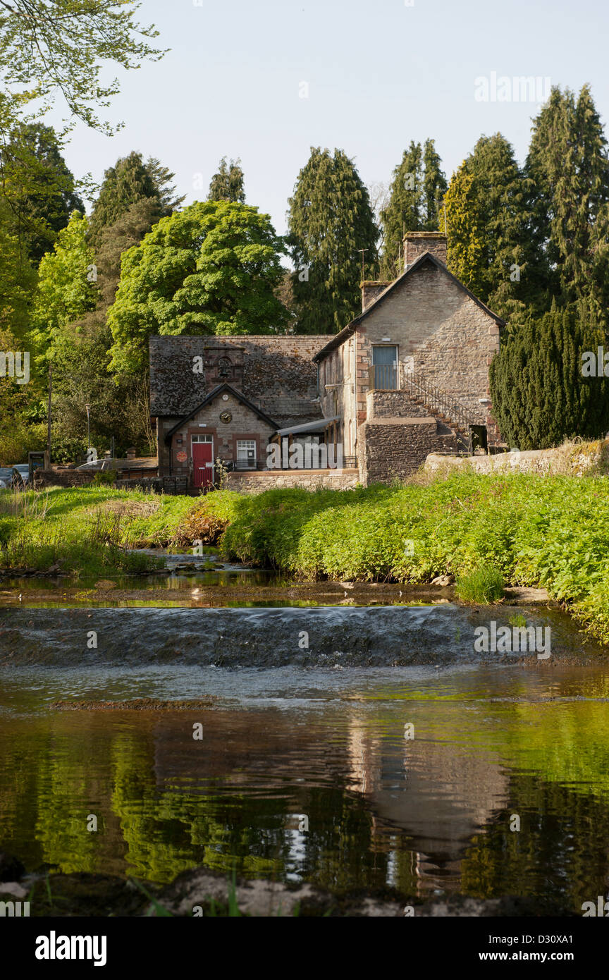 Primary school in rural setting. Cumbria, UK Stock Photo - Alamy