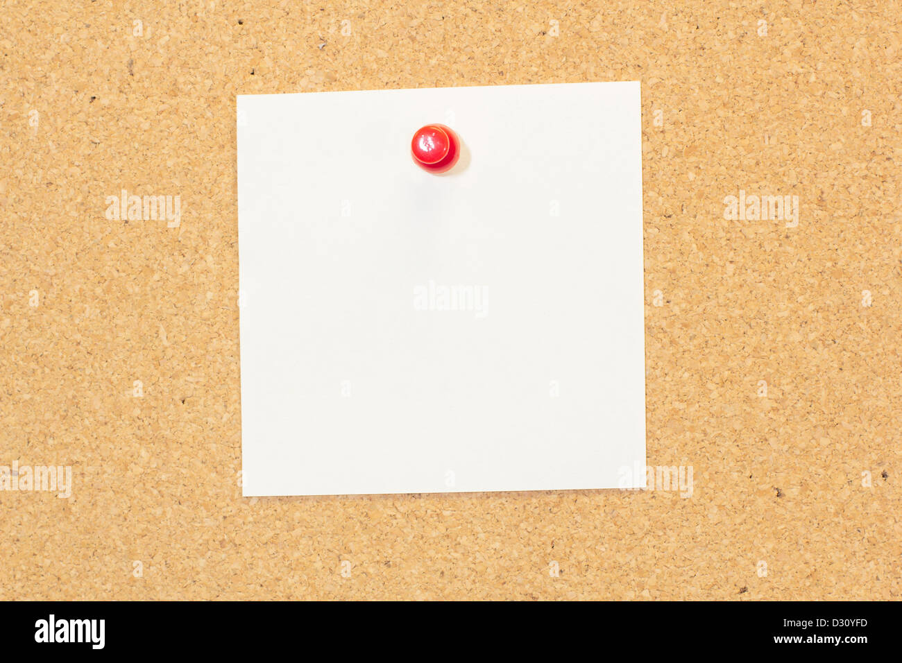 Single Note pad rectangular shape on cork board Stock Photo - Alamy