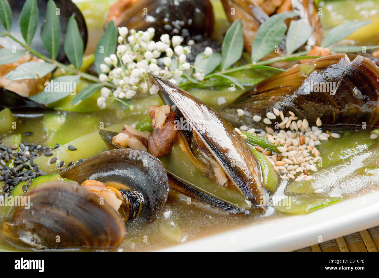 mussels with vegetable and nut.Chinese style Stock Photo - Alamy
