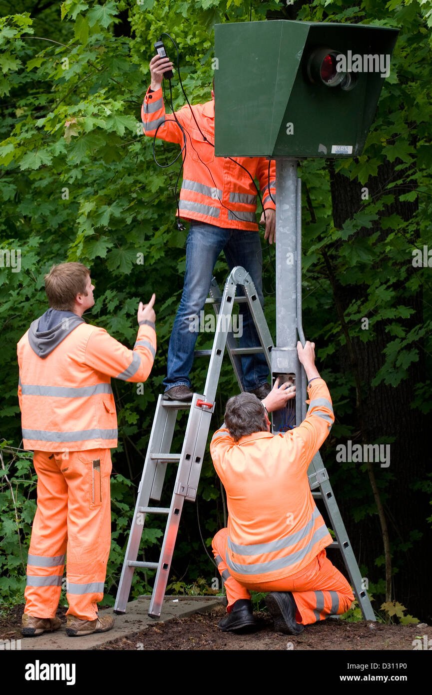 Dresden, Germany, installation of a speed radar trap Stock Photo - Alamy