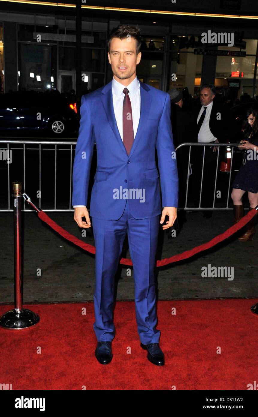 Josh Duhamel at arrivals for SAFE HAVEN Premiere, Grauman's Chinese ...