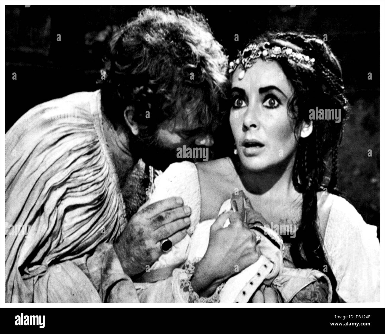 Elizabeth taylor taming shrew 1967 hi-res stock photography and images - Alamy