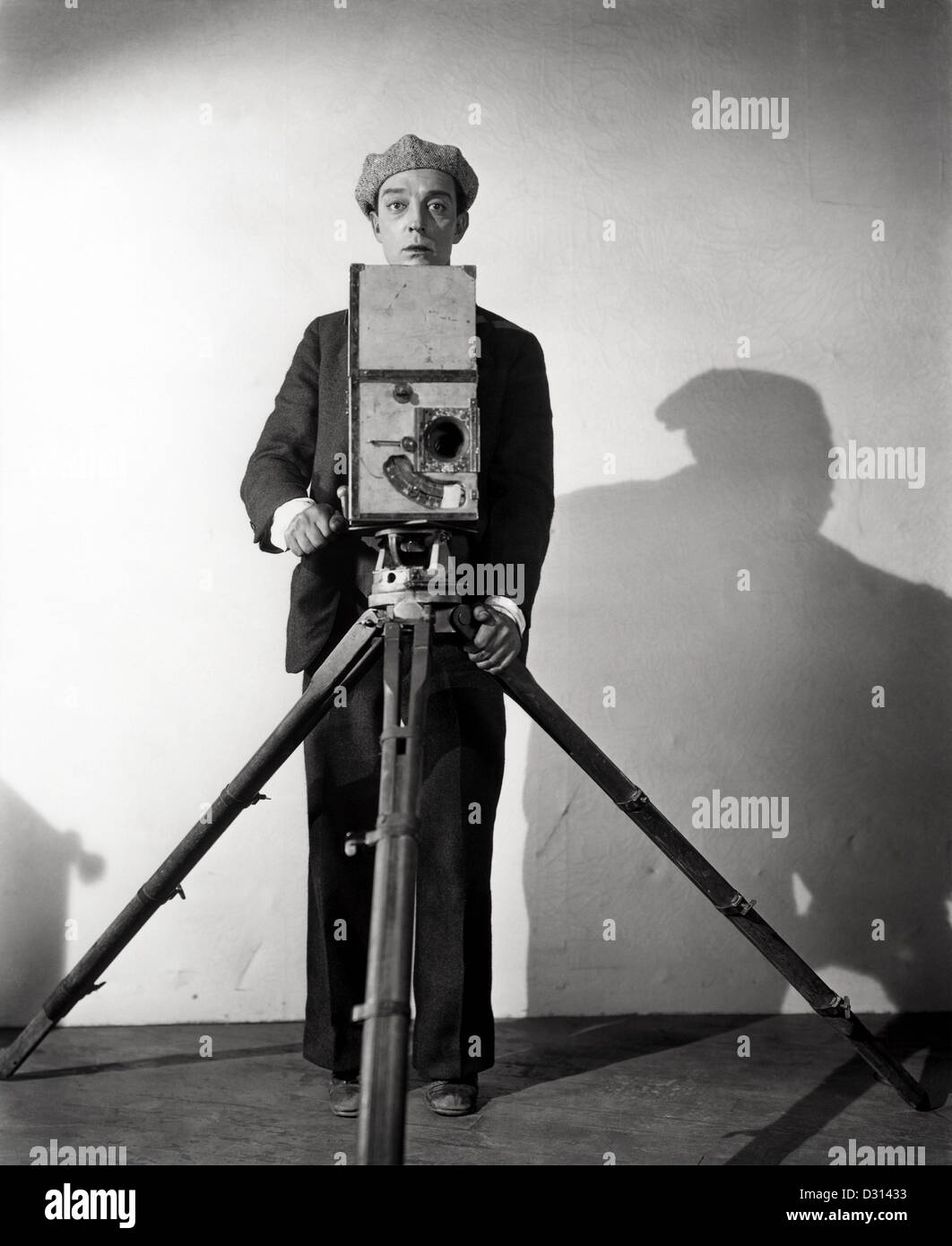 The cameraman 1928 buster keaton hi-res stock photography and images ...