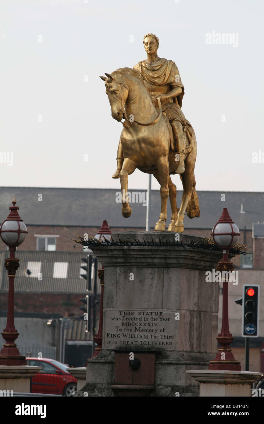 Statue of King William Stock Photo - Alamy