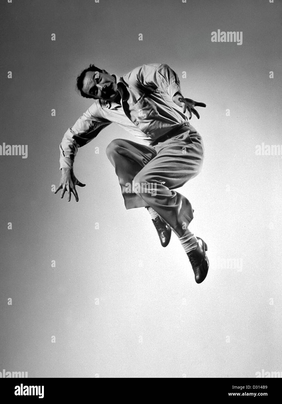 Gene kelly hi-res stock photography and images - Alamy
