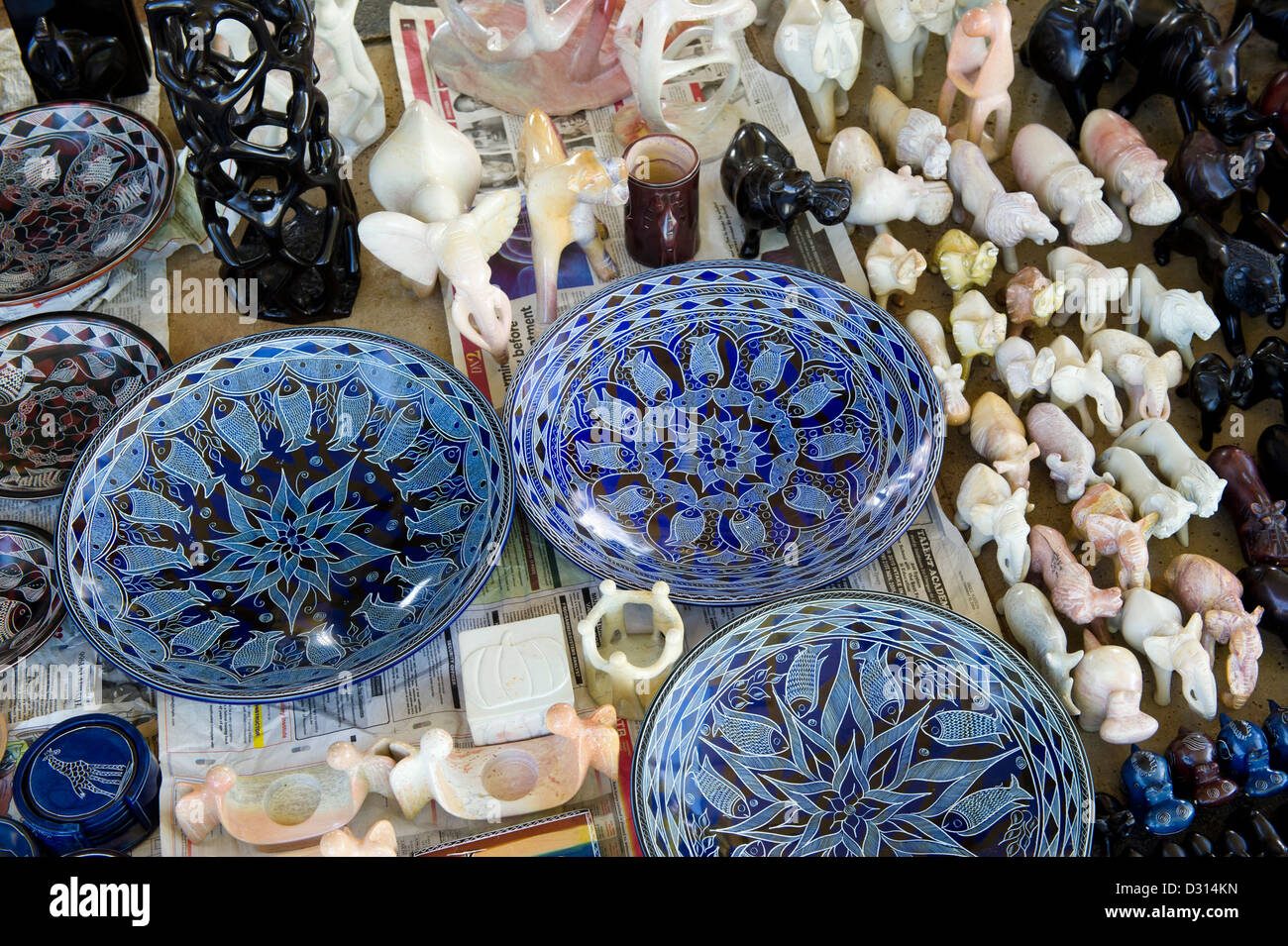 Soapstone artefacts from Kisii, Western Kenya Stock Photo - Alamy