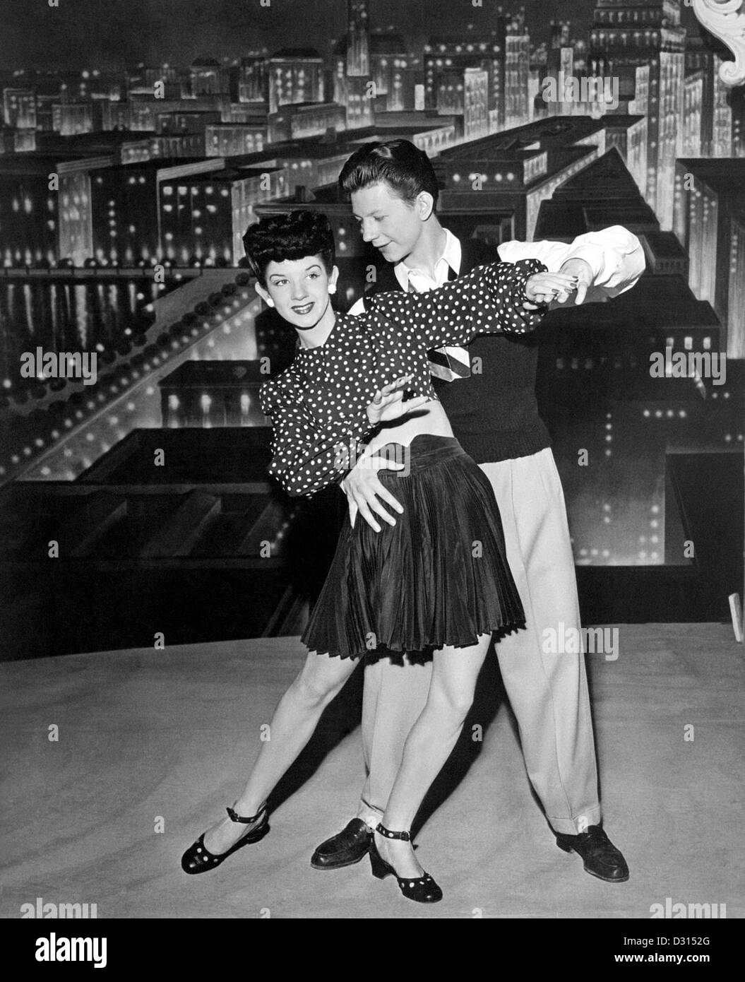 Donald o'connor dance hi-res stock photography and images - Alamy