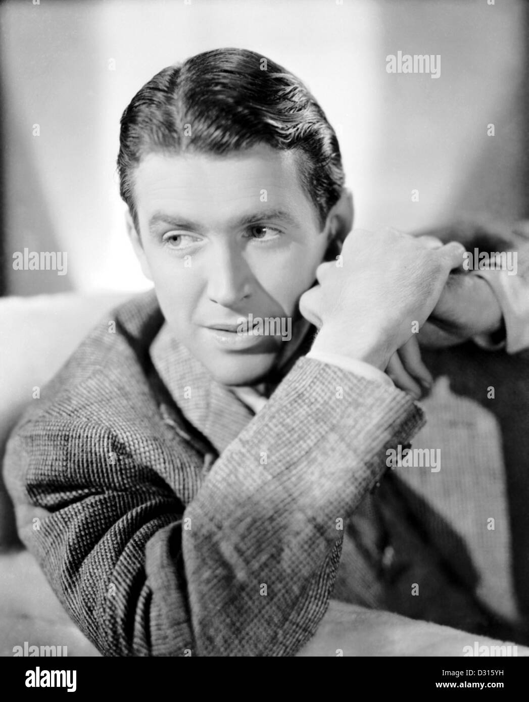James stewart portrait hi-res stock photography and images - Alamy