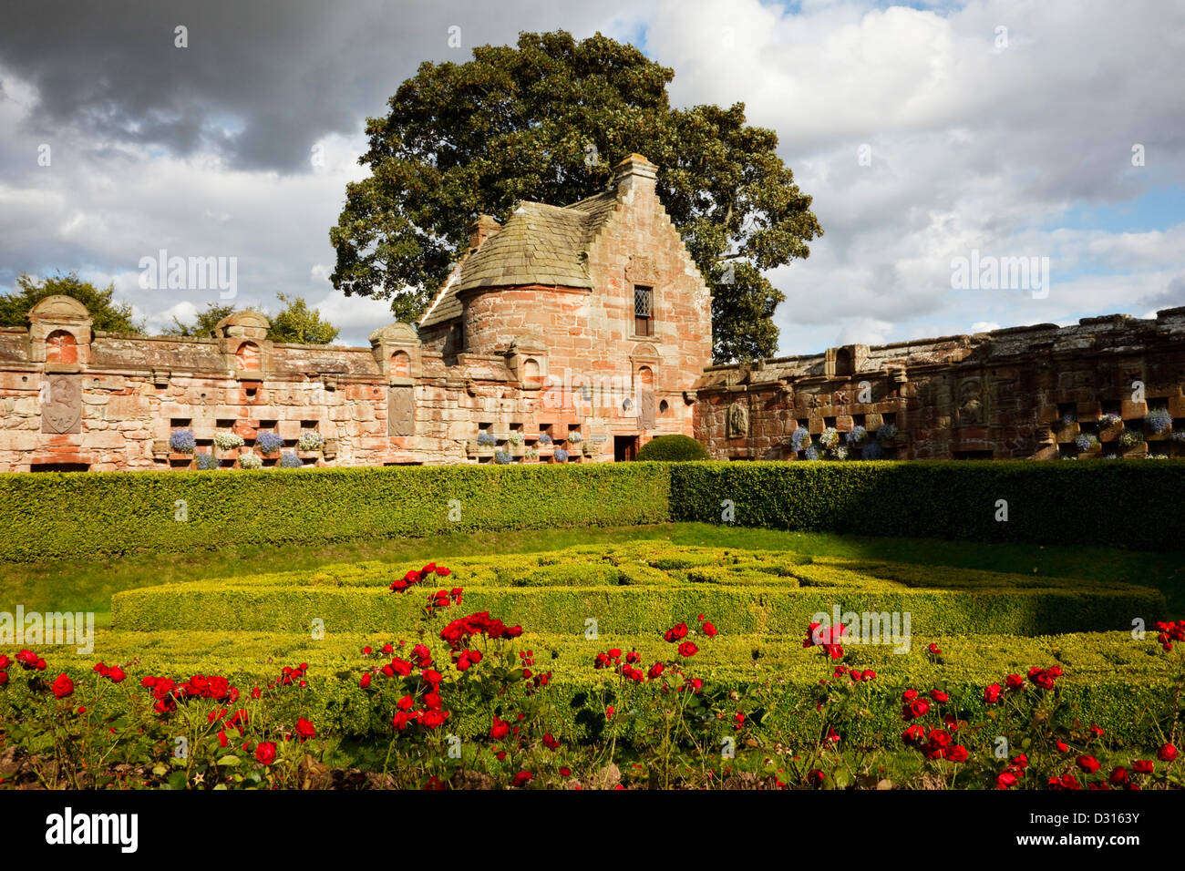 Edzell Castle House Plan Edzell Castle | Castle In Edzell, Angus