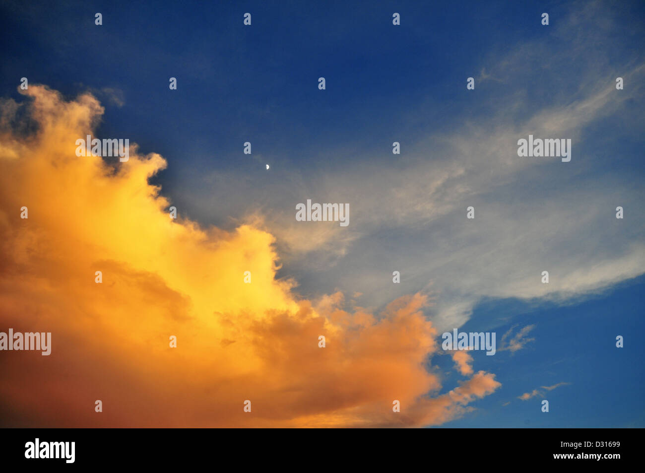 Beautiful philippine sunset hi-res stock photography and images - Alamy