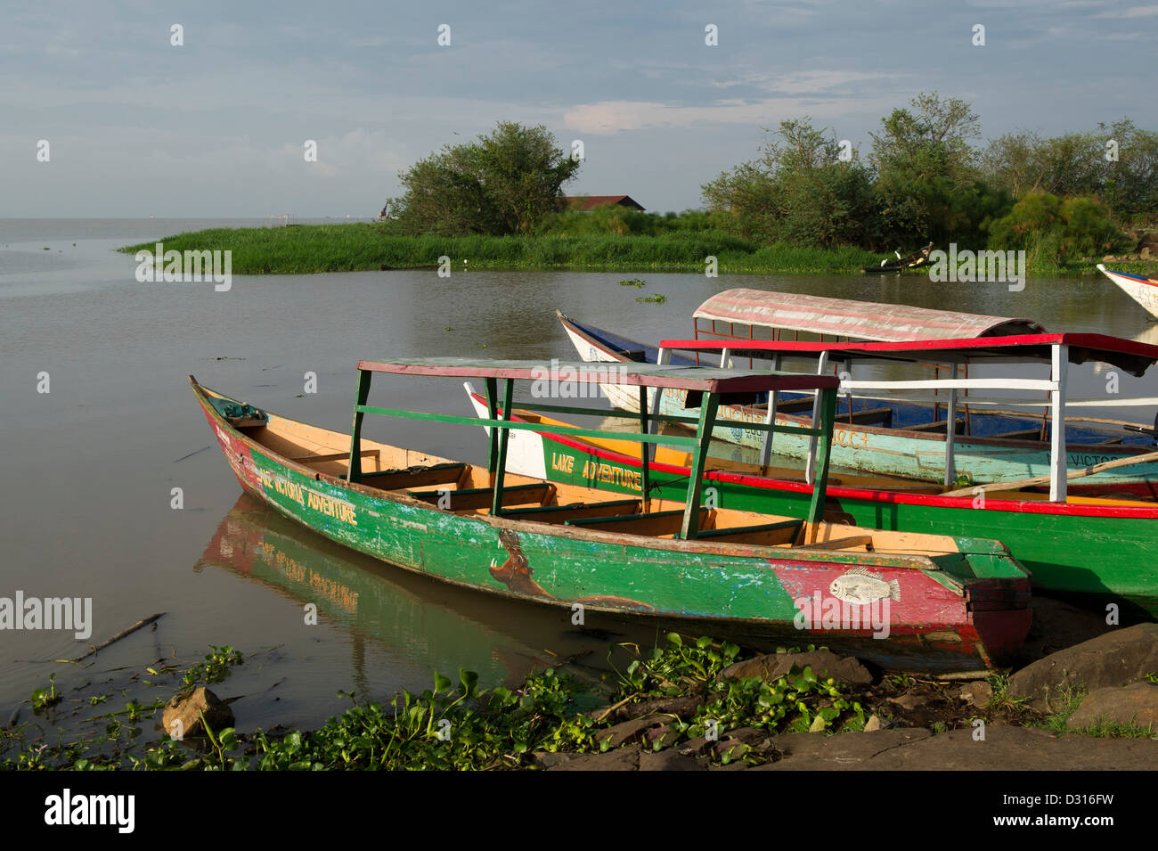 Boats on Lake Victoria, Dunga Bay, Kisumu, Kenya Stock Photo - Alamy