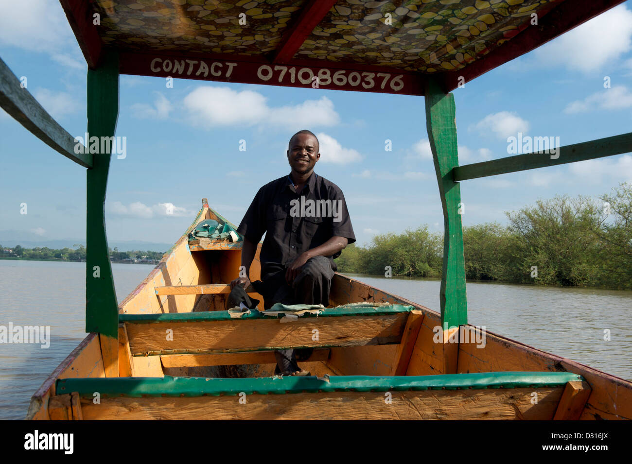 Kenyan boat hi-res stock photography and images - Alamy