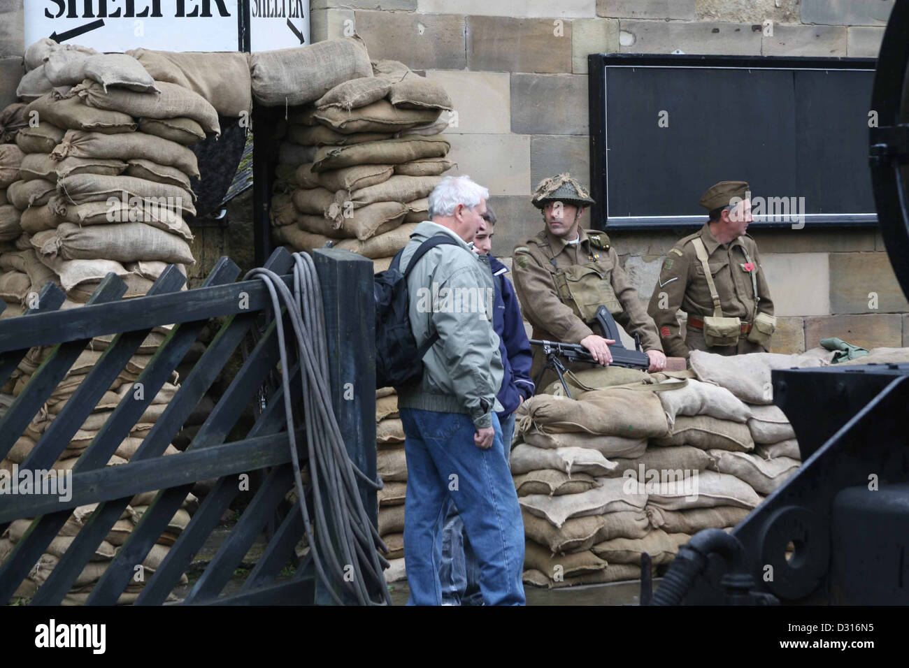 Military Checkpoint Stock Photos & Military Checkpoint Stock Images - Alamy