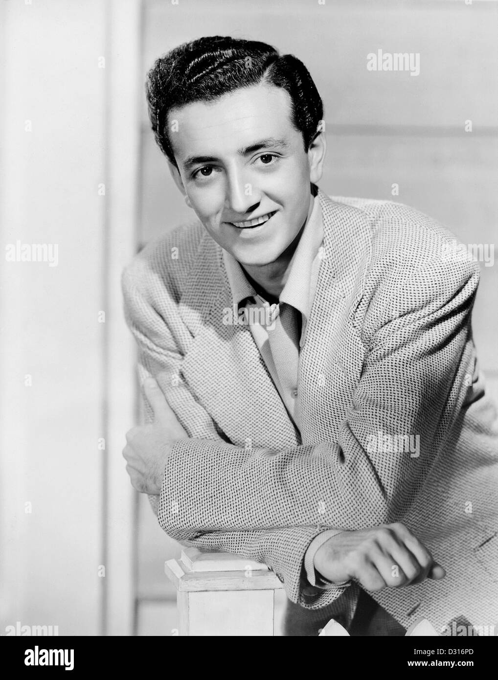 Singer Vic Damone High Resolution Stock Photography and Images - Alamy