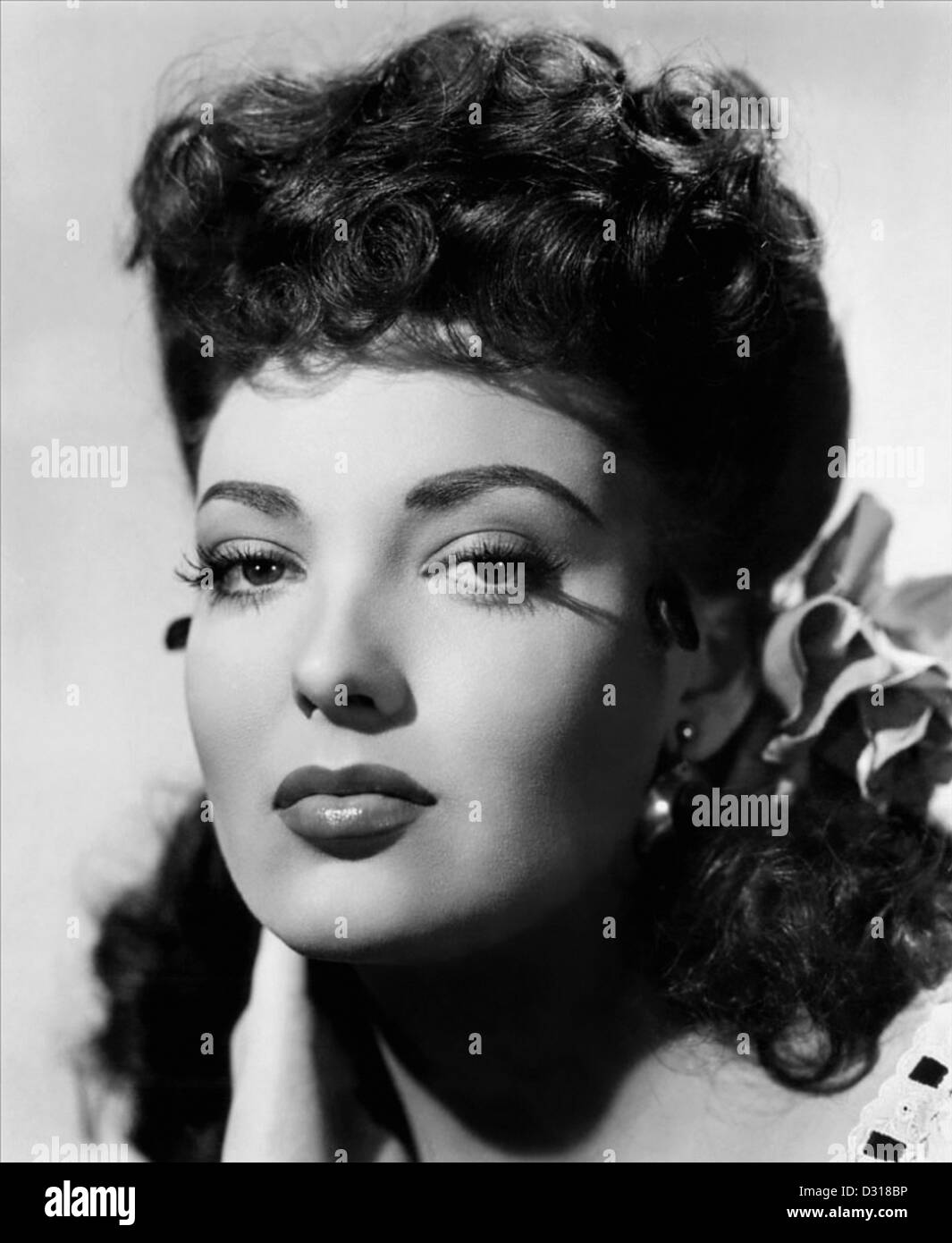 Linda Darnell High Resolution Stock Photography and Images - Alamy