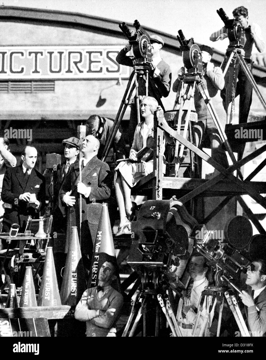 Erich von stroheim camera hi-res stock photography and images - Alamy