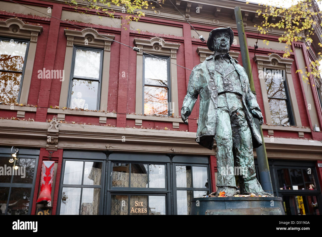 gassy jack statue in old gastown Vancouver BC Canada Stock Photo - Alamy