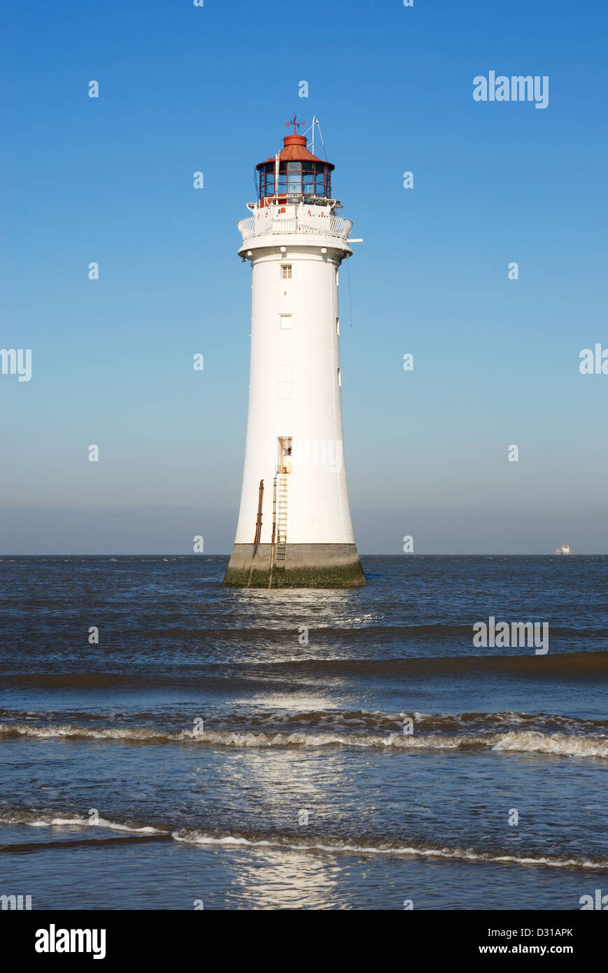 New Brighton Lighthouse built on Perch Rock at the mouth of the River Mersey Estuary Stock Photo ...