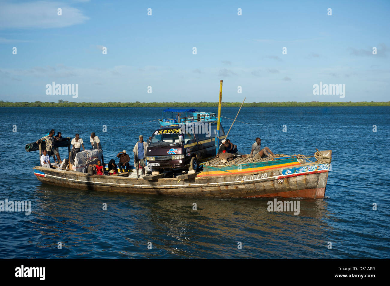 passenger boat, Lamu, Lamu Archipelago, Kenya Stock Photo - Alamy