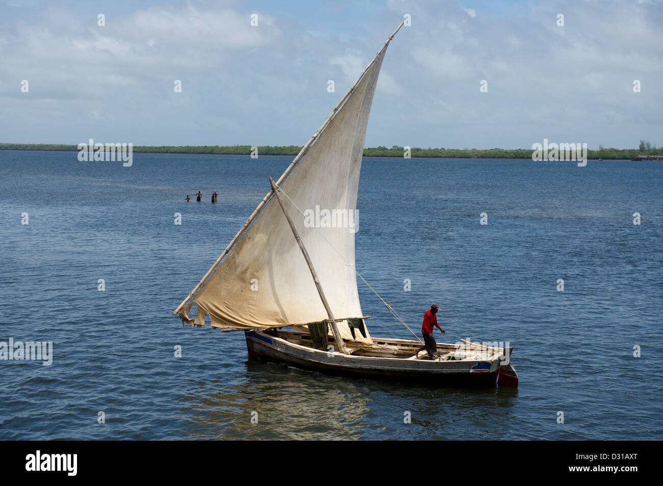 Dhow, Lamu, Lamu Archipelago, Kenya Stock Photo - Alamy