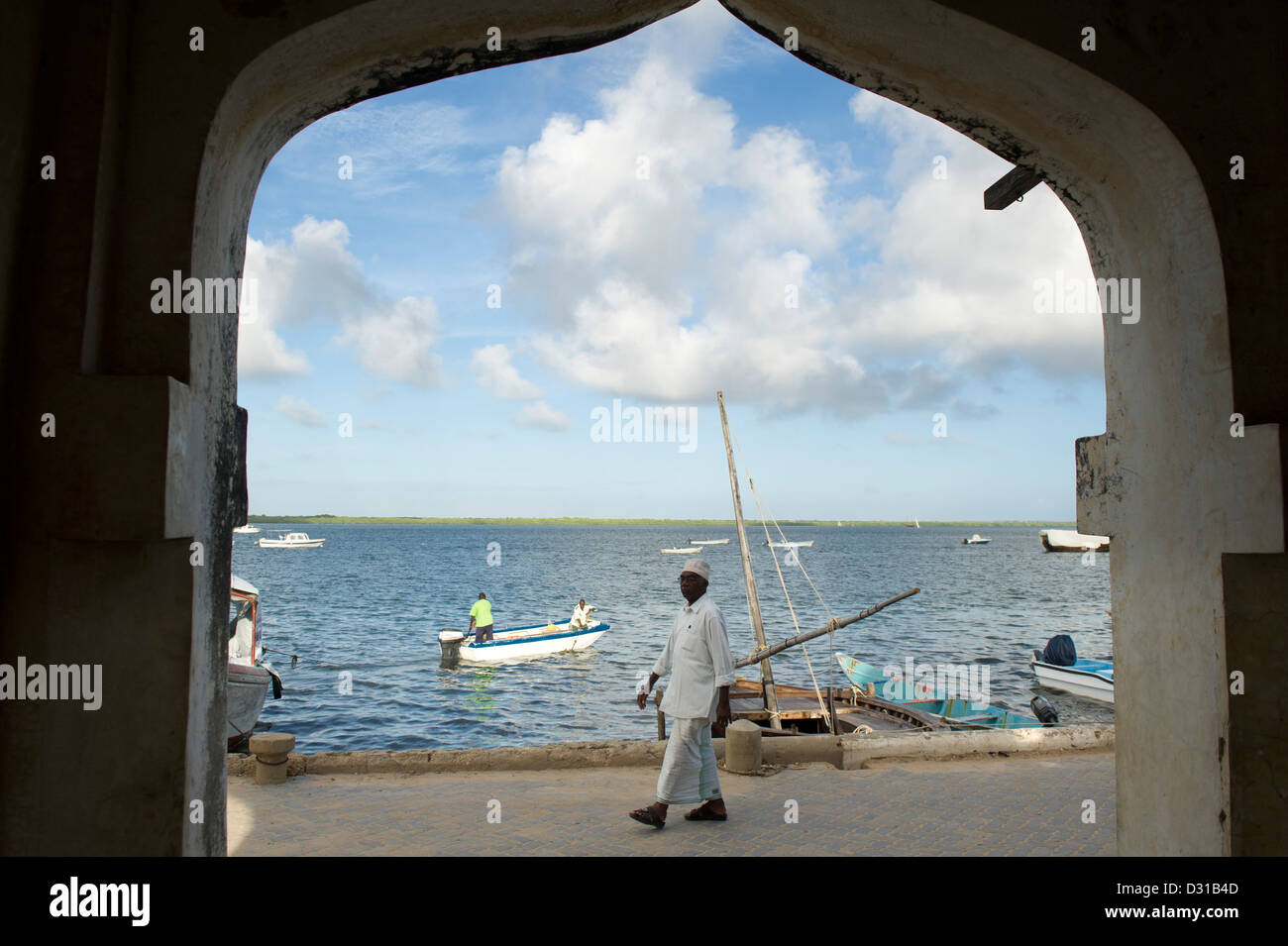Lamu waterfront, Lamu Archipelago, Kenya Stock Photo - Alamy