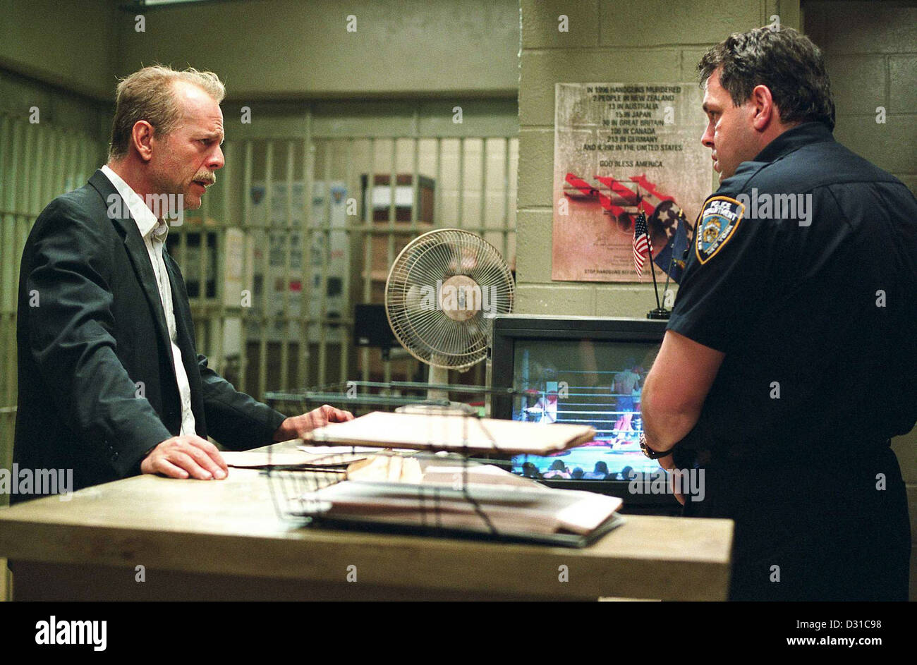Bruce willis 16 blocks 2006 hi-res stock photography and images - Alamy