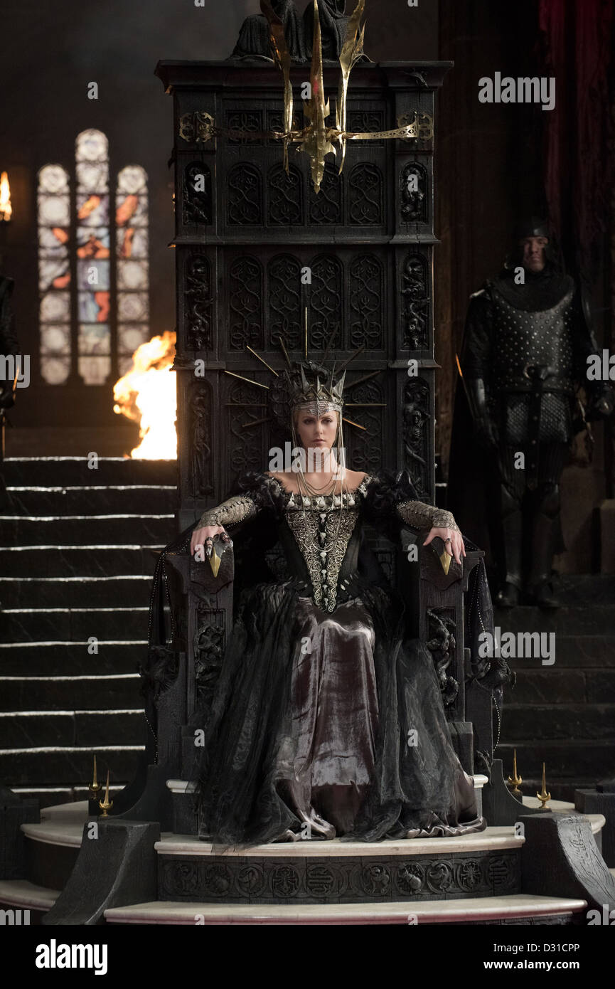 Snow White and the Huntsman Stock Photo - Alamy