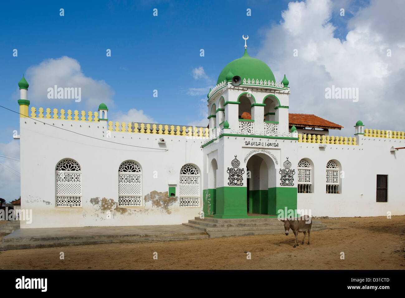 Swahili architecture mosque hi-res stock photography and images - Alamy