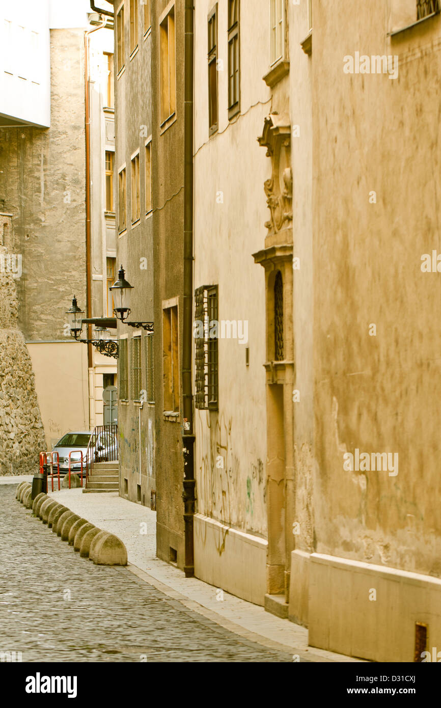 Ghetto street corner hi-res stock photography and images - Alamy