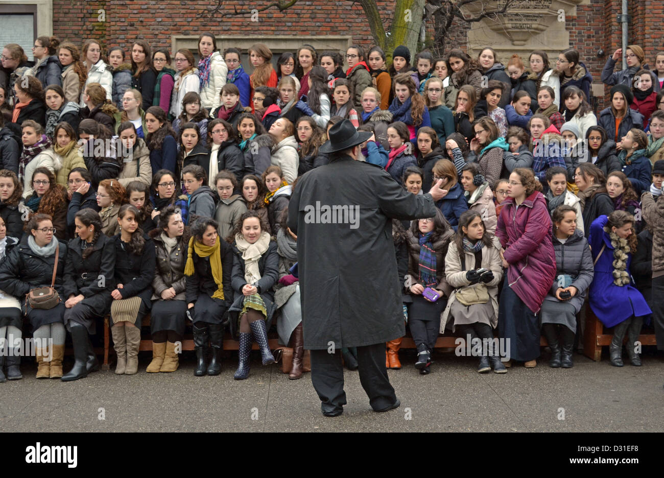 Israeli girls hi-res stock photography and images - Alamy
