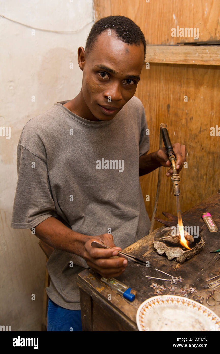 Lamu craft hi-res stock photography and images - Alamy