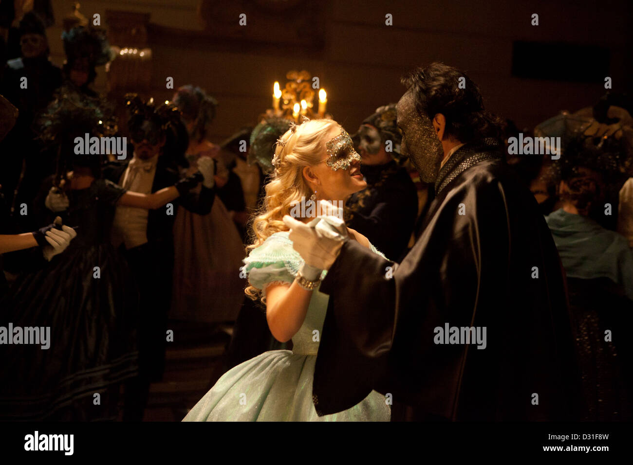Alice eve raven hi-res stock photography and images - Alamy