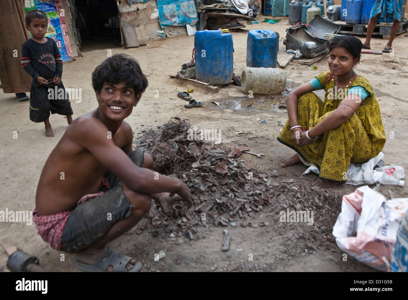 Housing India Poor Family High Resolution Stock Photography and Images ...