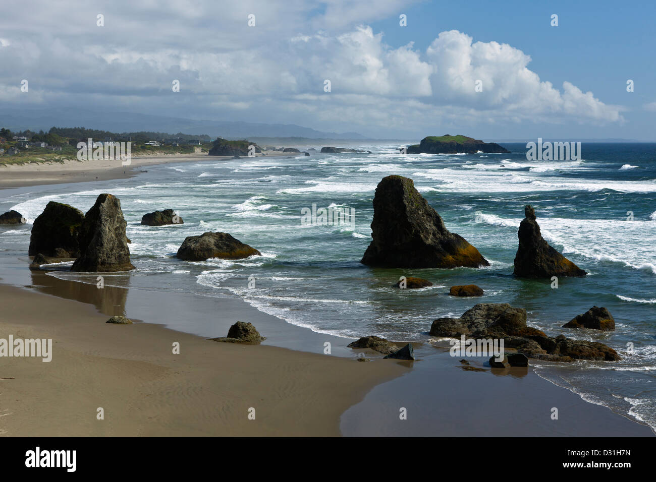 Beach view face rock state hi-res stock photography and images - Alamy