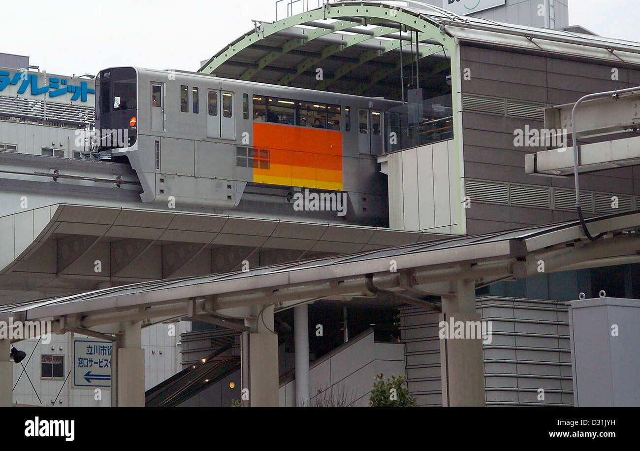 Tokyo monorail system skyline hi-res stock photography and images - Alamy