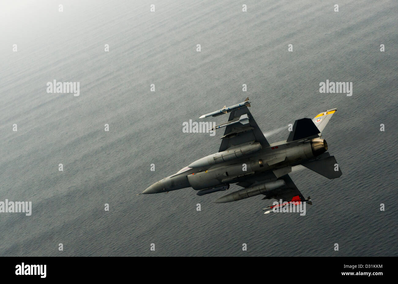 U.S. Air Force F-16 Fighting Falcon Stock Photo - Alamy